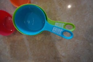 How many ounces in a cup - Dry and Wet measurements