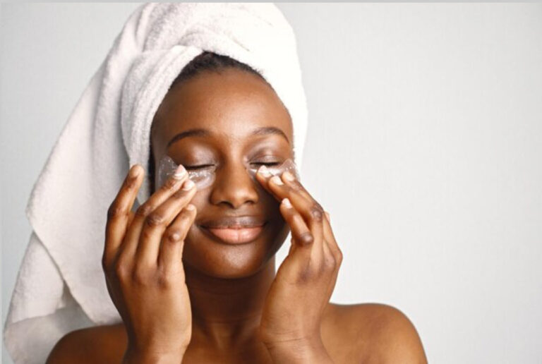 5 habits of people with clear skin - TsjMakeovers.Com